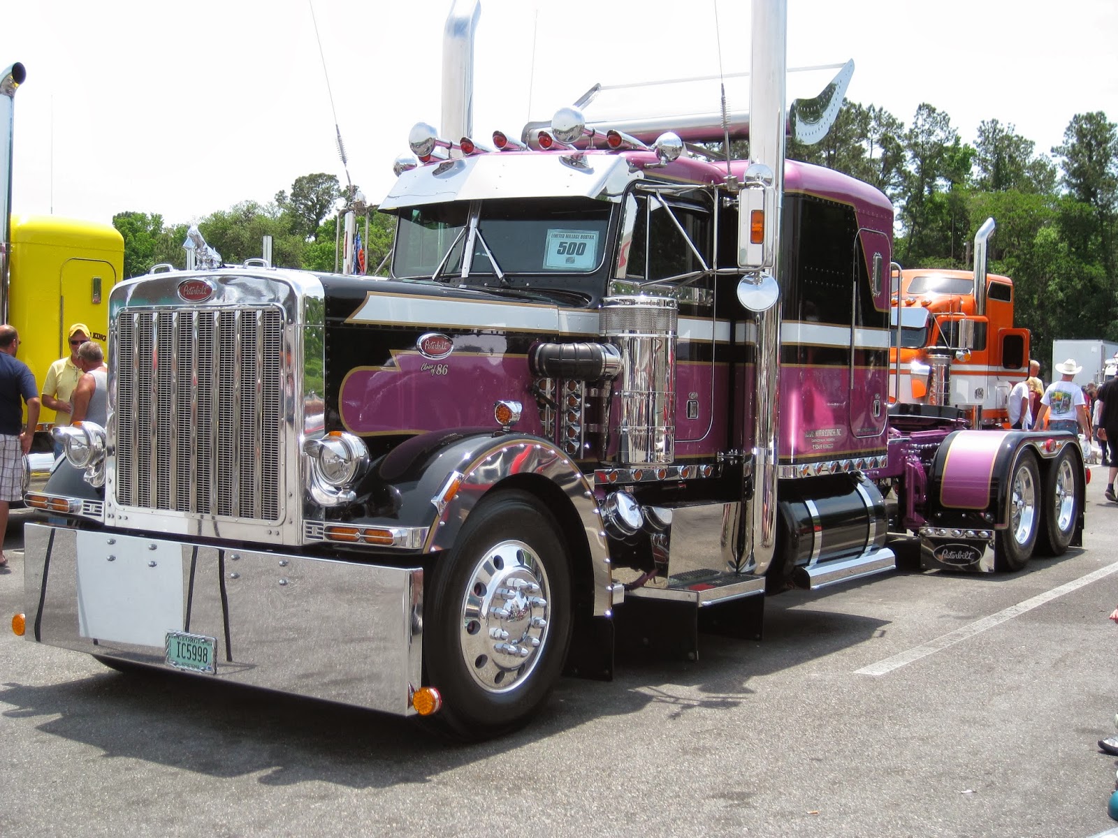 Truck Drivers U.S.A : The Best Modified Truck vol.26